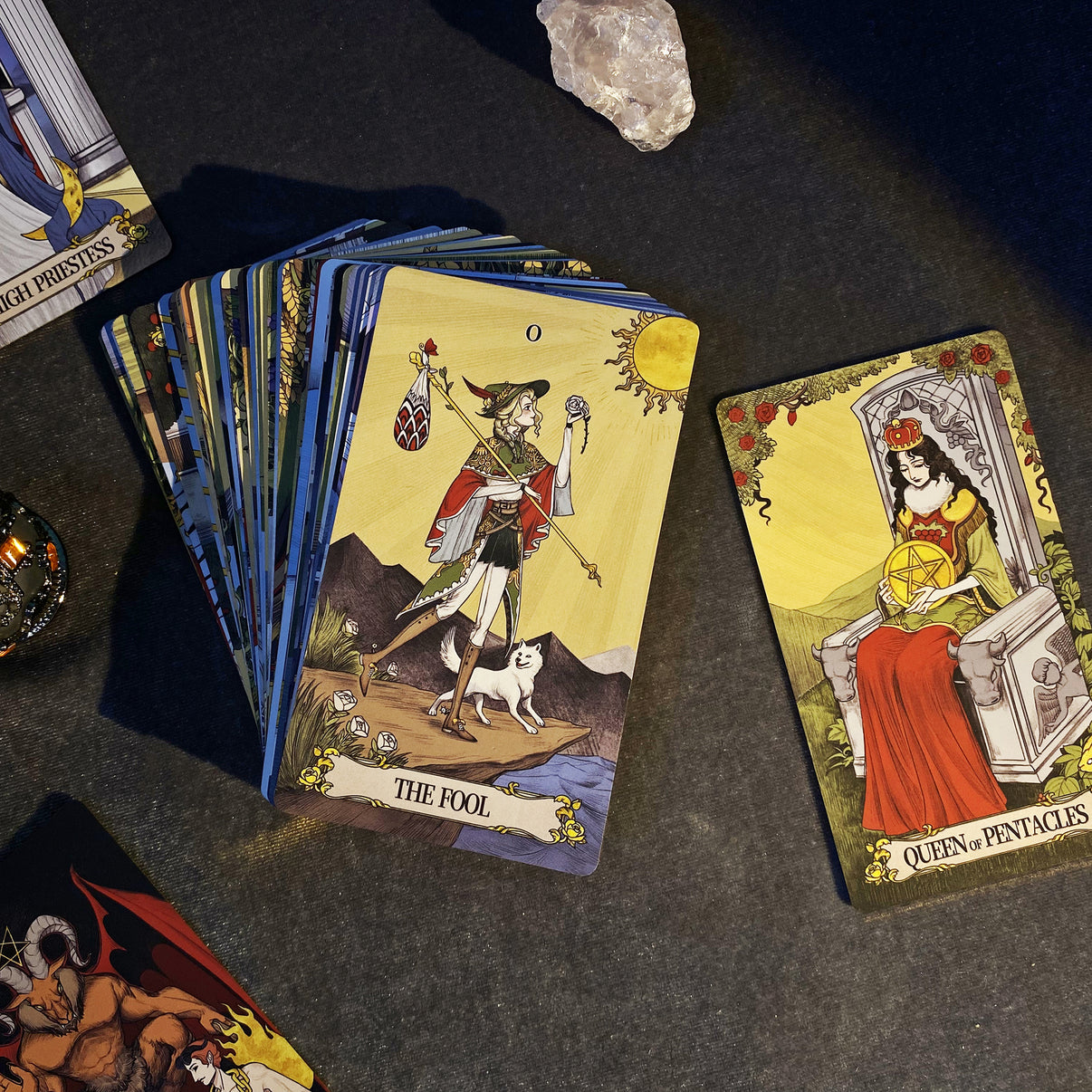 Secret Mirror Tarot – Vermilion Collection