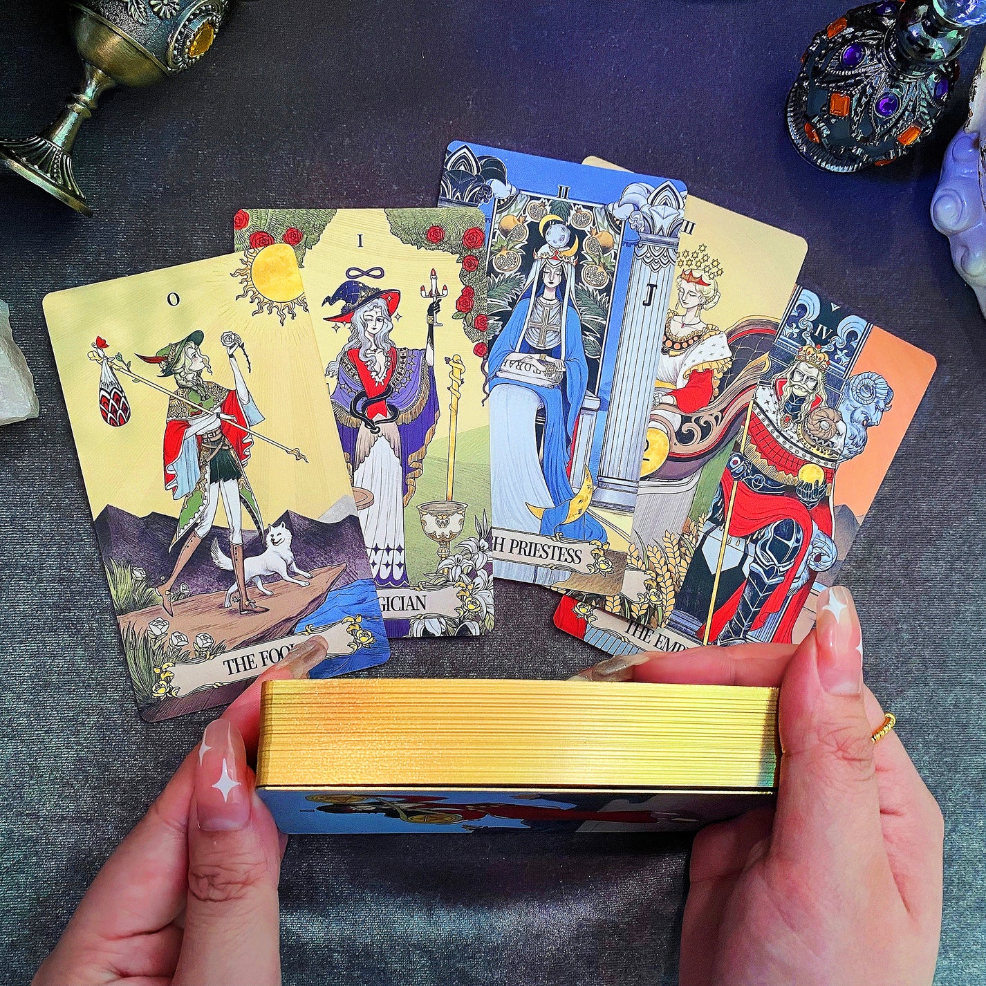 Secret Mirror Tarot – Vermilion Collection